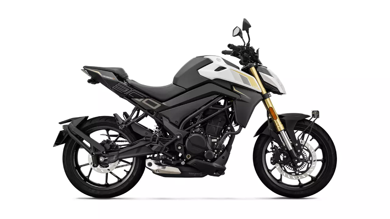 Keeway K300N - Price, Images, Colours, Reviews, Specification & Variants